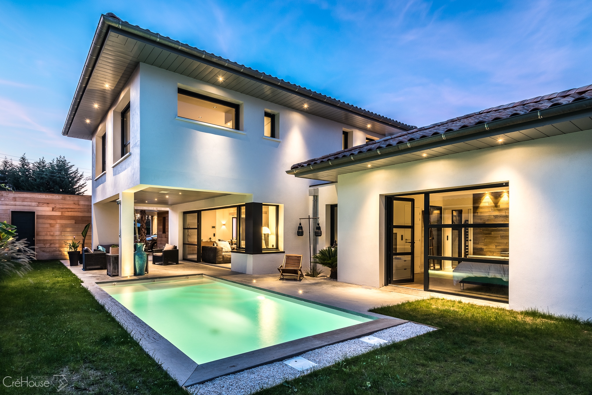 Agence CréHouse - Création d'une maison individuelle avec piscine